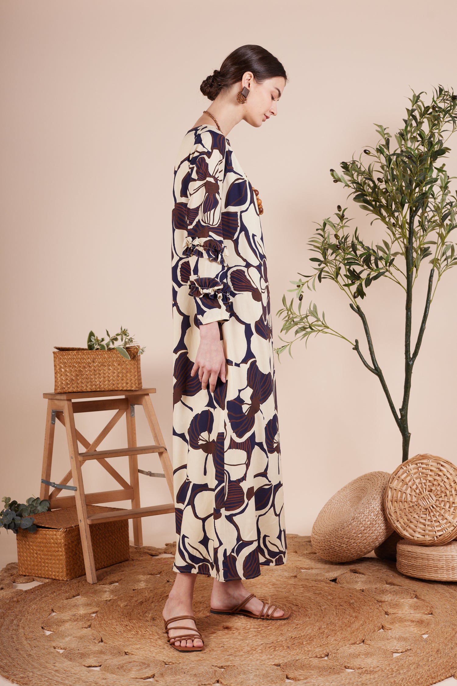 Island Shop - Resort Wear, Versatile Design